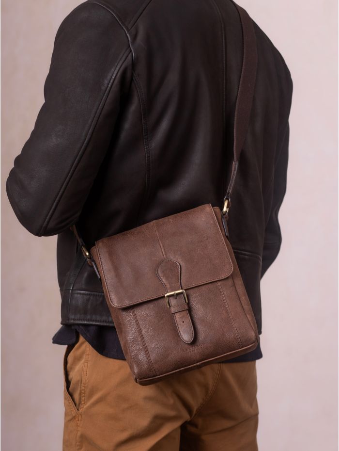 Hutton Leather Reporter Bag in Chocolate Brown | Lakeland Leather