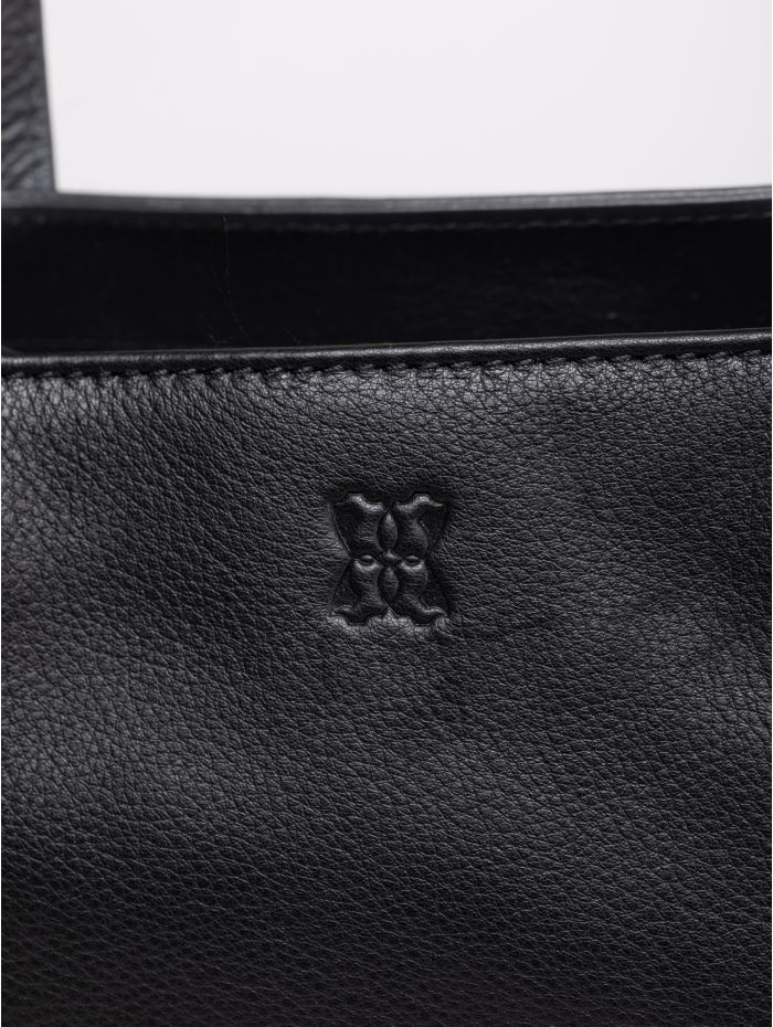 Torver Leather Tote Bag in Black | Lakeland Leather