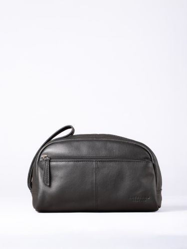 Lakeland Leather Silloth Leather Washbag in Black | Lakeland Leather