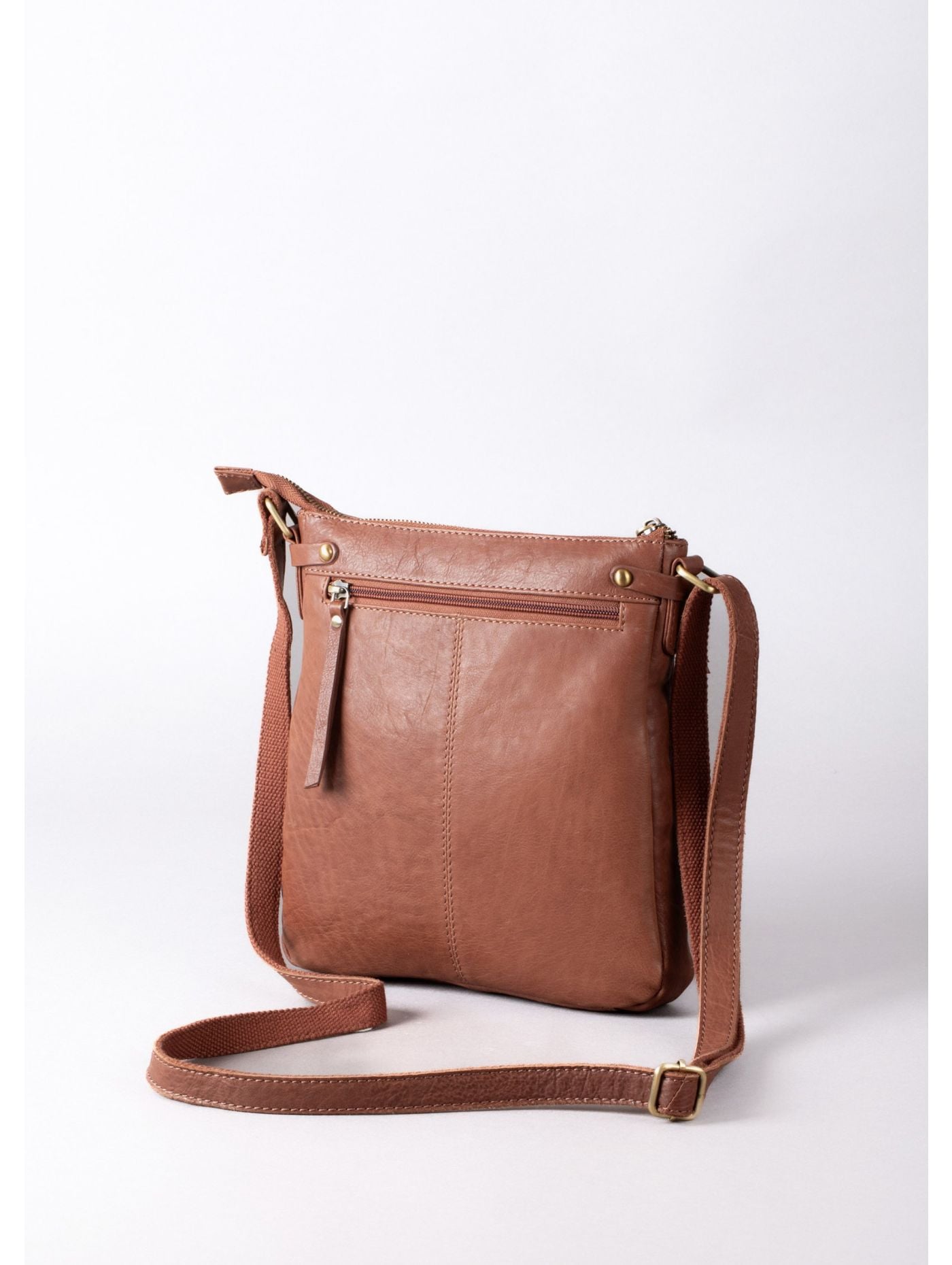 Harstone Large Leather Cross Body Bag in Tan | Lakeland Leather
