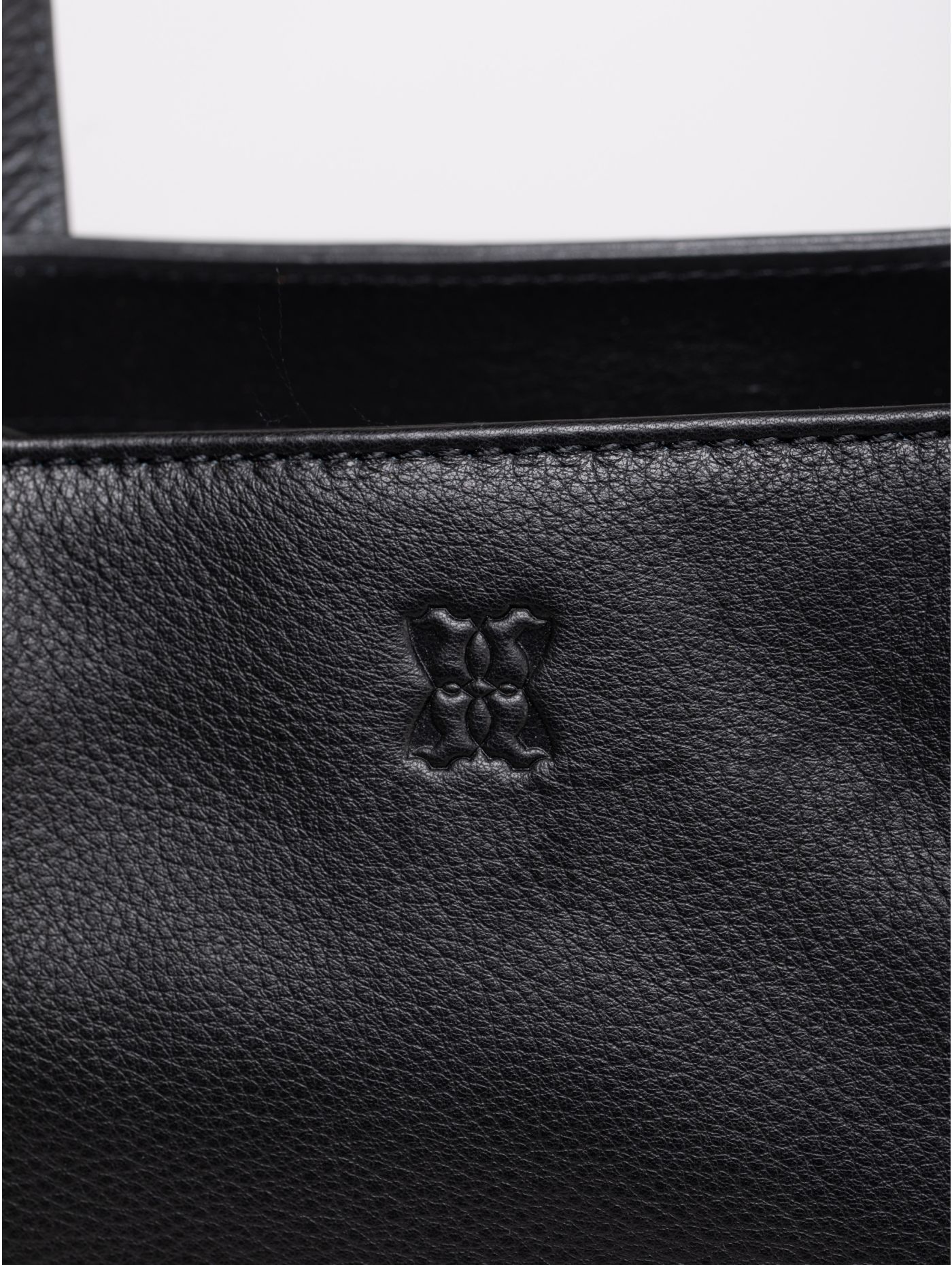 Torver Leather Tote Bag in Black | Lakeland Leather