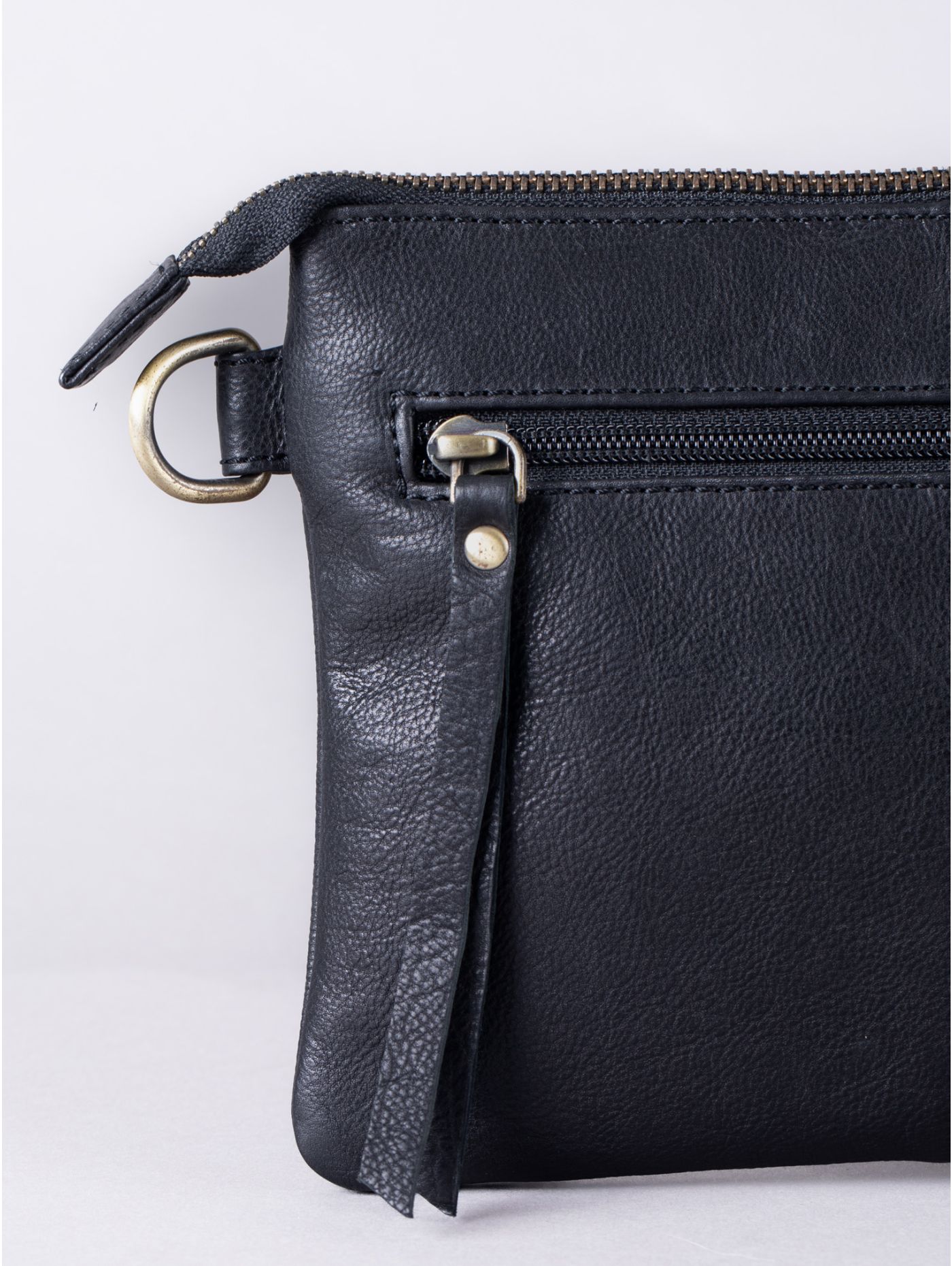 Harstone Mini Leather Cross Body Bag in Black | Lakeland Leather